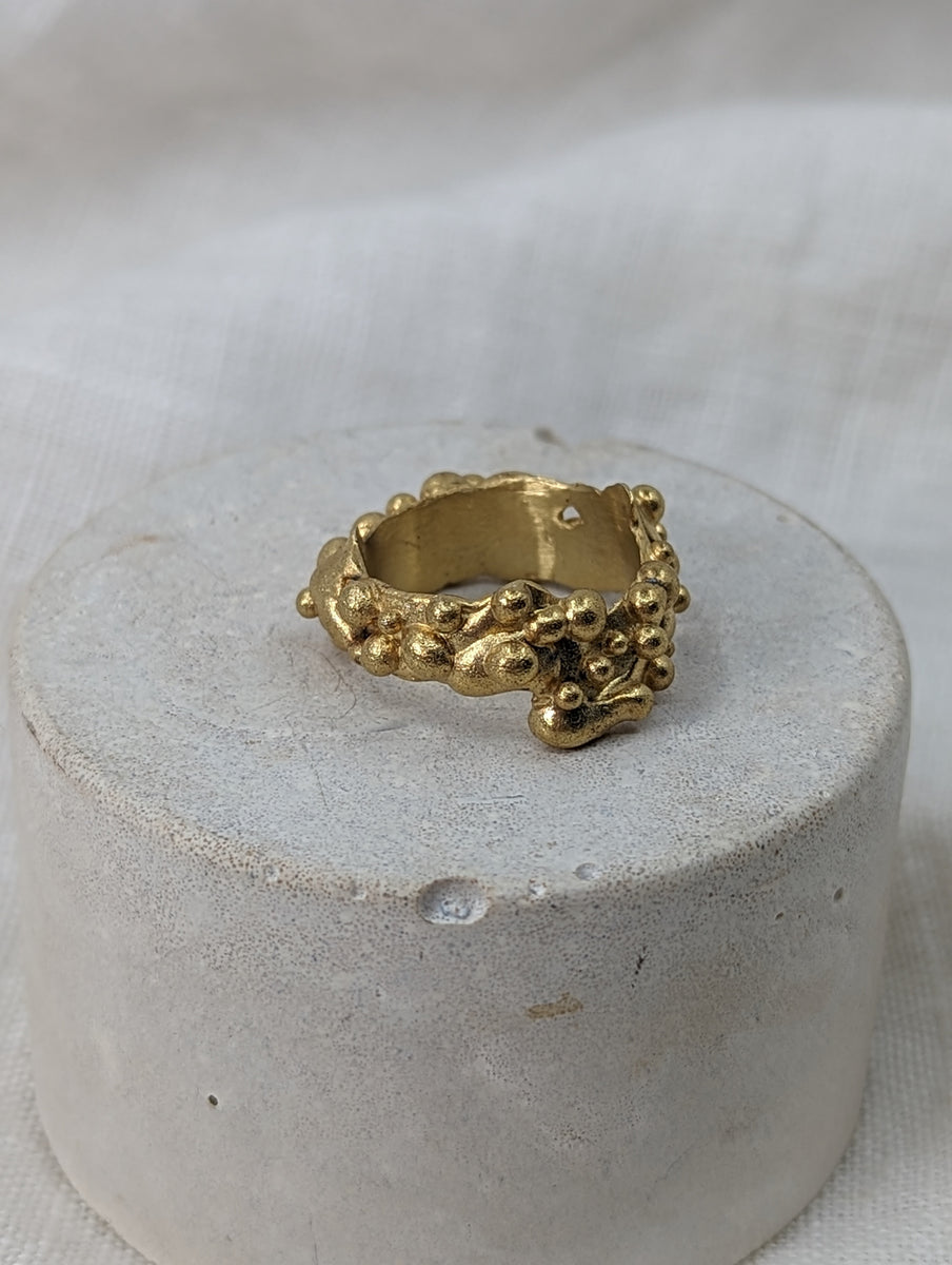 Chunky molten drip ring | Gold Plated – MILLY MAUNDER